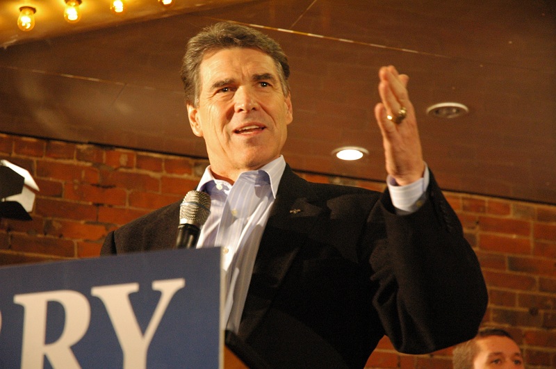 Texas Governor Rick Perry Ends Day In Oskaloosa - Oskaloosa News ...