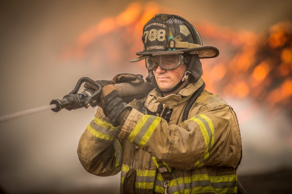Fire Crews Battle Large Mulch Fire - Oskaloosa News | Oskaloosa News