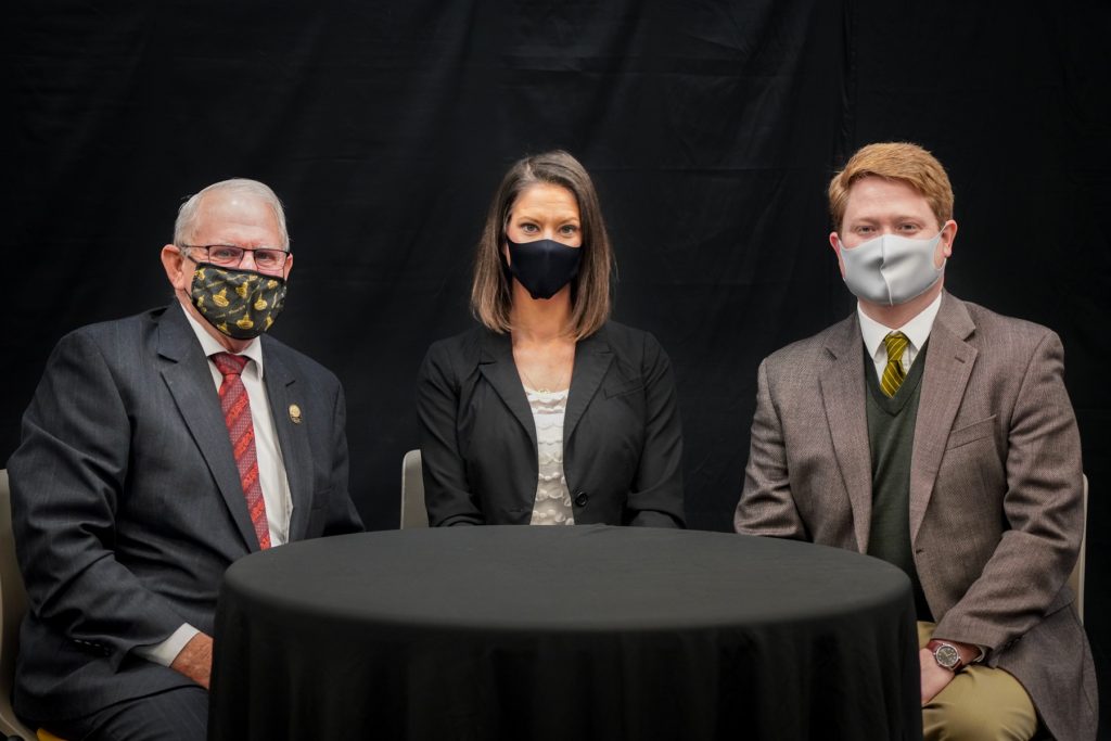 Area Legislators Field Questions At Eggs And Issues - Oskaloosa News ...